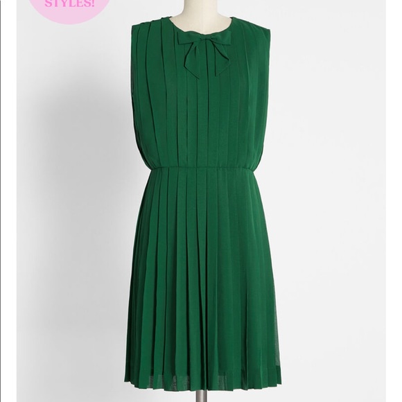 Modcloth | Dresses | Pleated Green Dress | Poshmark